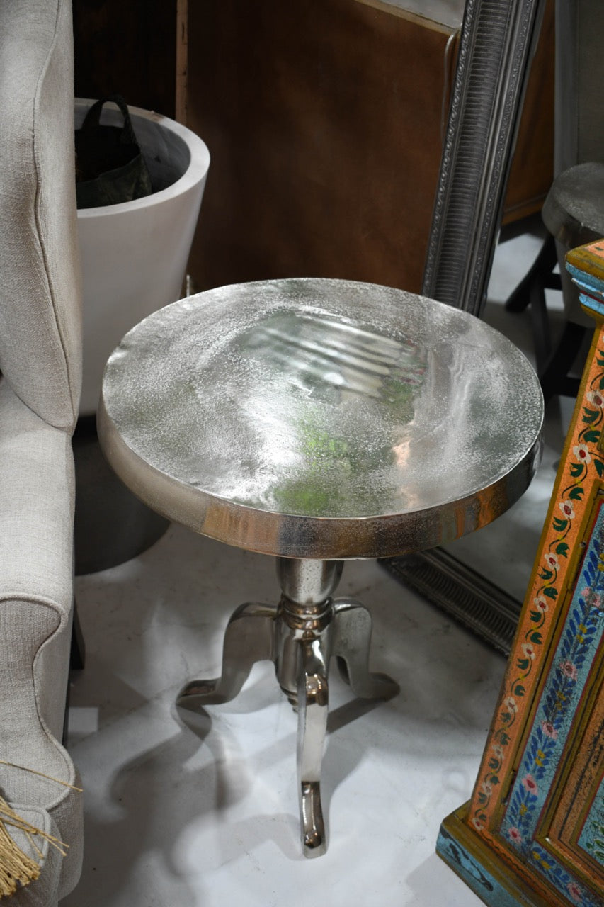 Emel Side Table | mydivinehome